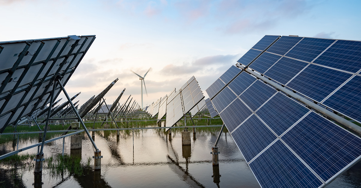 What is the difference between bundled and unbundled EACs?